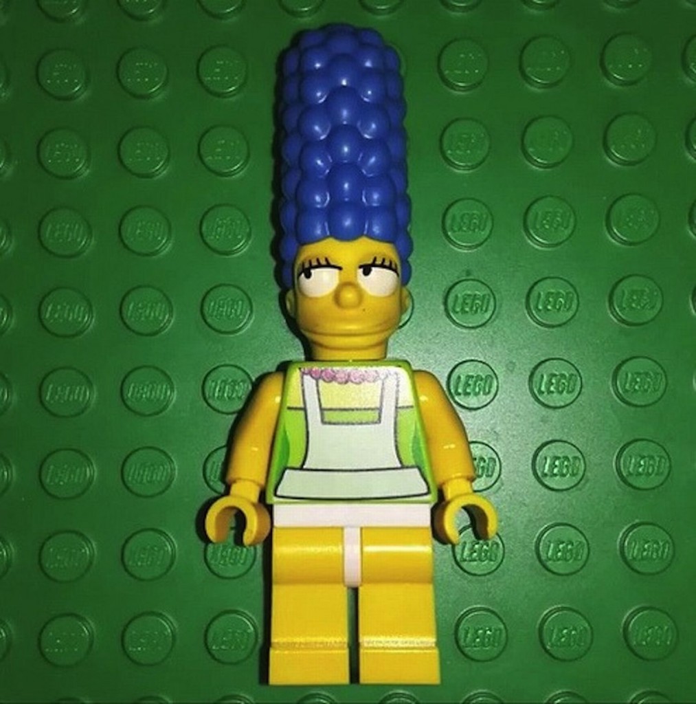 LEGO Simpsons Marge | BoxMash